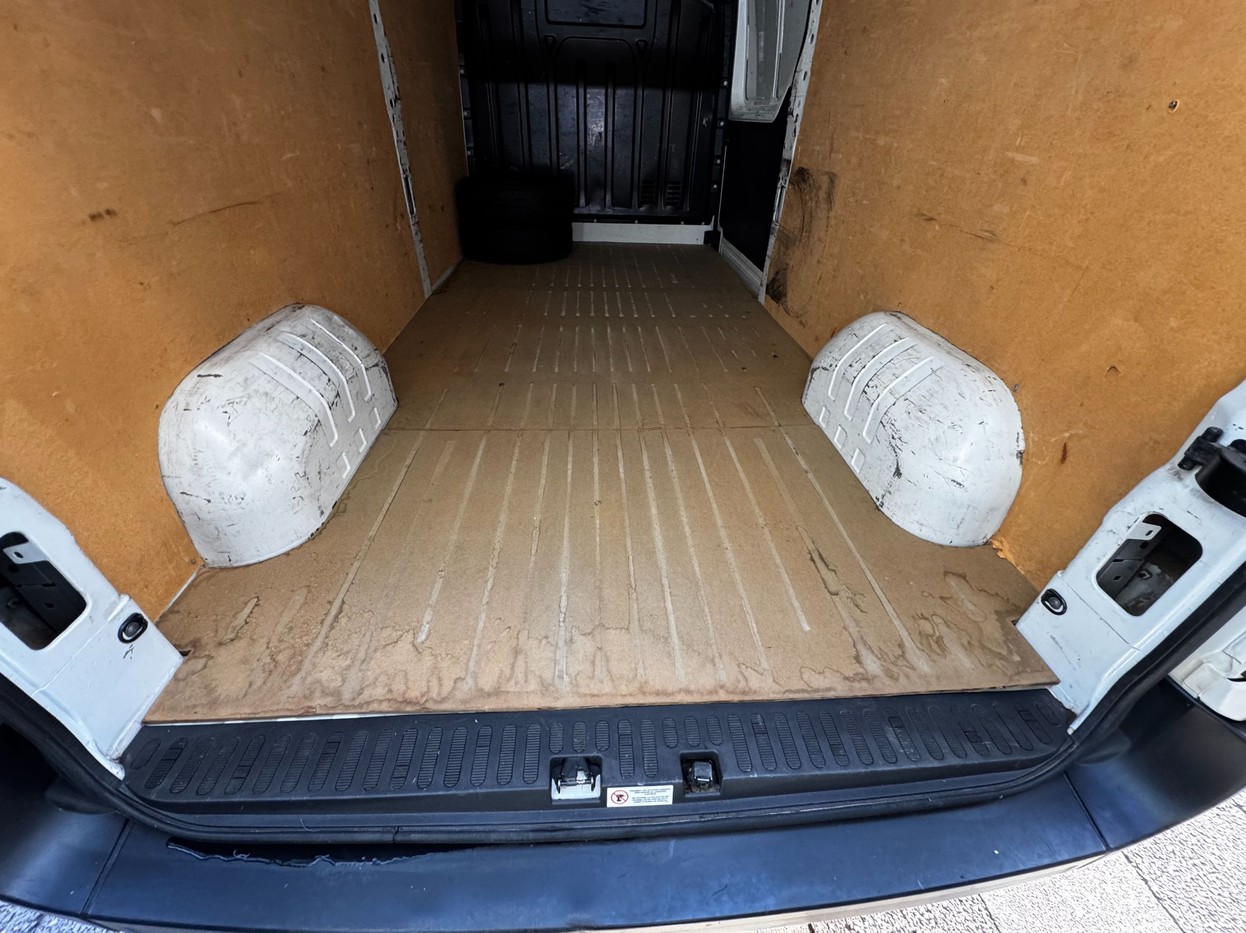 RENAULT MASTER 2.3 DCI EXTRA FURGAO L3H2 - Mercado Web